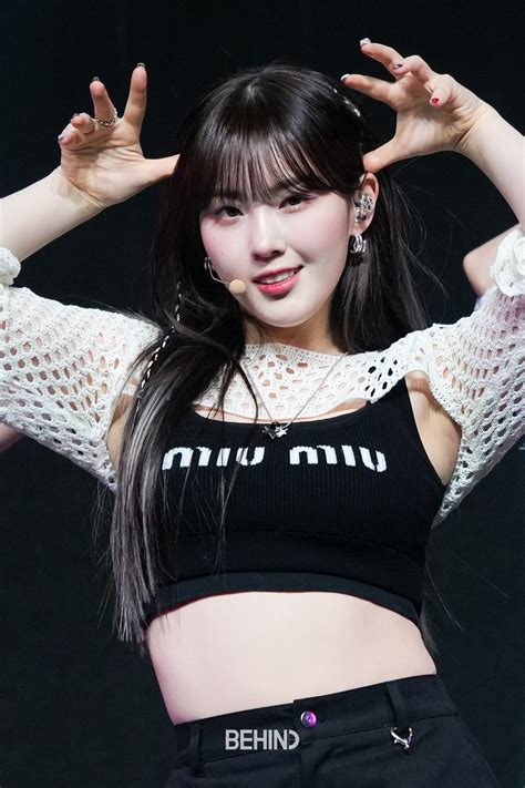 [포토] 케플러 Kep1er 김채현 무대 사로잡은 앙큼한 고양이 비하인드