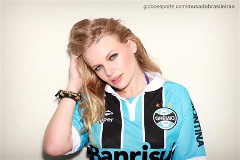 Esporte Em Três Coroas Martina Spier é Finalista Do Musa Do Brasileirão