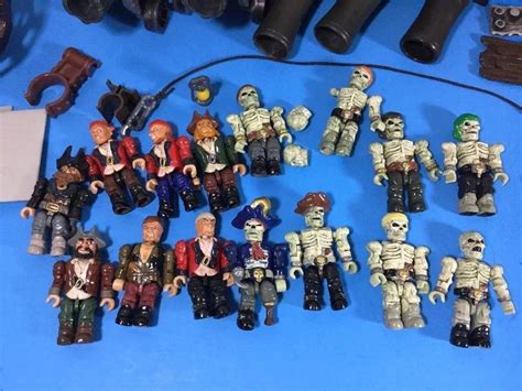 Mega Bloks Dread Eye Phantom Lot Pieces Pirate Ship Pyrates Set 3660