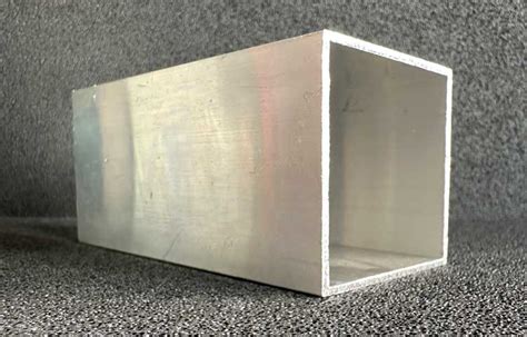 Tubo De Alumínio Quadrado Faça Um Orçamento Na Domínio Metais