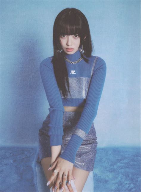 Pin By Bunny Once On Ive South Korean Girls Korean Girl Groups Rei