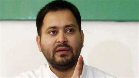 Desh Superfast Cbi Raids Bihar Dy Cm Tejashwi Yadavs Mall In Gurugram