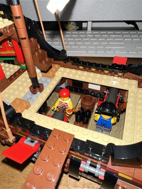 Lego Creator Pirate Ship 31109 Rlego