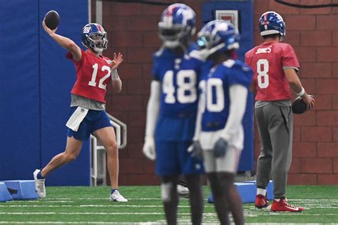 Daniel Jones Practices With Giants In Promising Injury Sign
