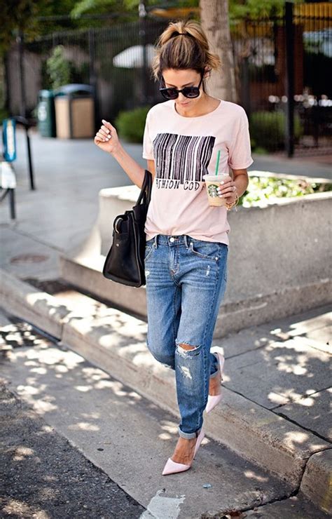 40 Compelling Graphic Tees Outfits You Want Immediately