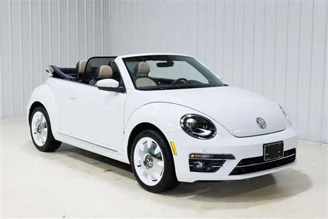Place Bid 4k Mile 2019 Volkswagen Beetle Convertible 2 0T Final