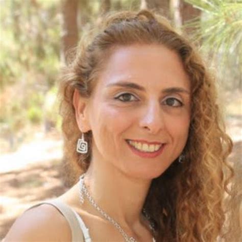 אסתי צביון Youtube