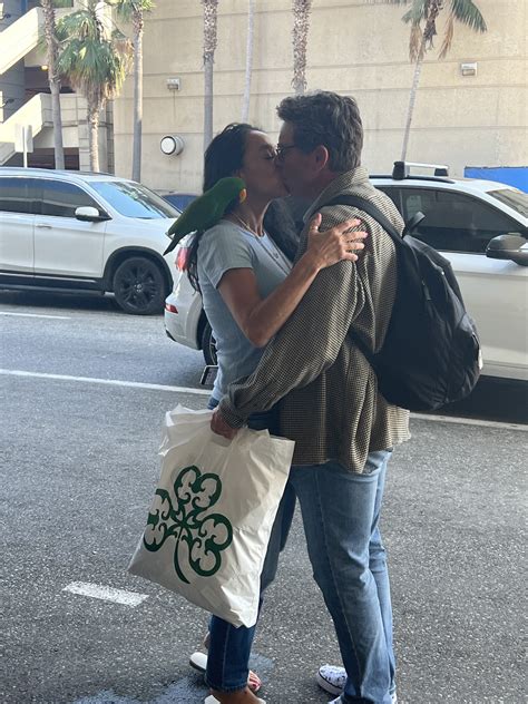 Morgan J Freeman On Twitter Things U See Awaiting Uber At Lax