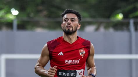 تطورات البرنامج التدريبي لـ نيدفيد وصلاح محسن في الأهلي