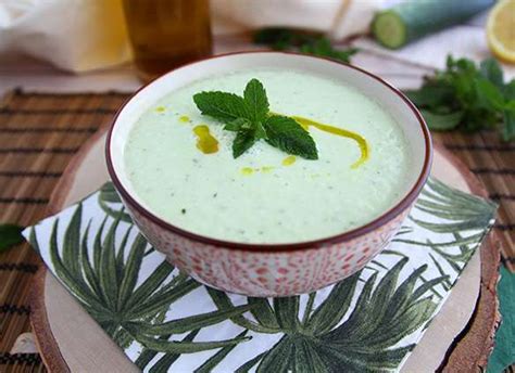 Soupe froide de concombre et menthe Les Recette de A à Z