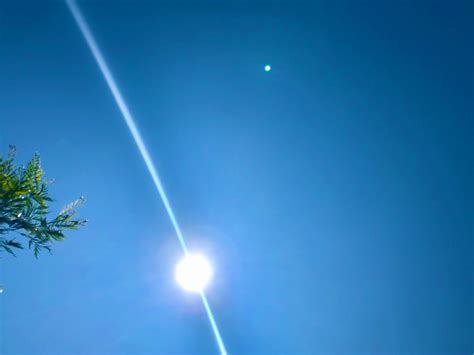 太陽と空 1 無料写真・フリー素材のダウンロードサイト「もある」