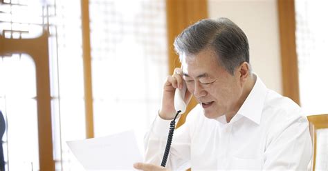文대통령 오늘부터 설 연휴 보내6일 업무복귀