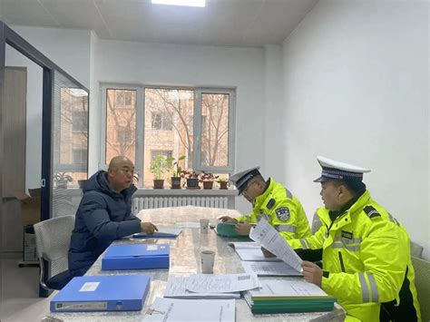 兰州公安交警七里河大队走进辖区各企业开展安全大检查管理车辆工作