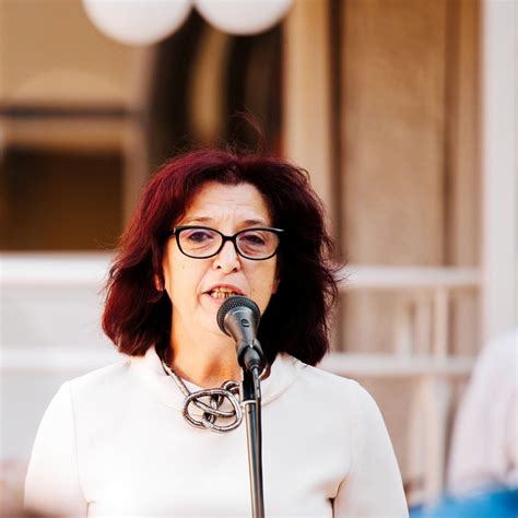 Цветелина ВЪЛЧЕВА