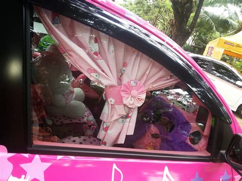 Hello Kitty Window Car Motorblitz