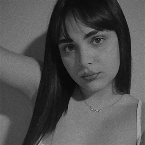 𝐚𝐛𝐫𝐢𝐥 Abrilmicaela23 • Threads Say More