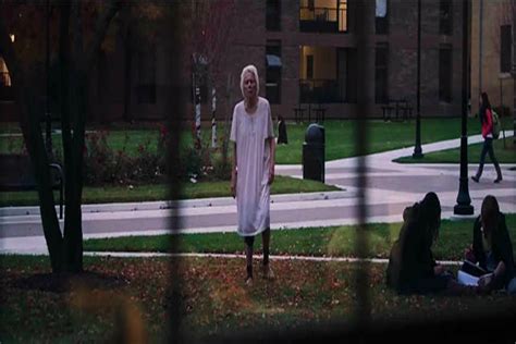 It Follows 2014 Horror Movie Horror Homeroom