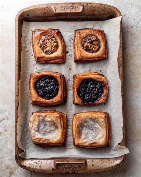 Kouign Amann Halicopter Away