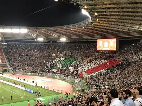 Finale Di Coppa Italia I Viking Rovinano La Coreografia Della Juve