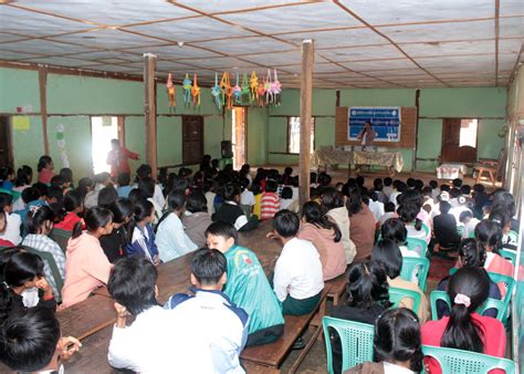 အ လ က ခွဲ ၃ ရပ်ကွက်တွင် ကျောင်းသား၊ ကျောင်းသူများကို လူငယ်ရေး