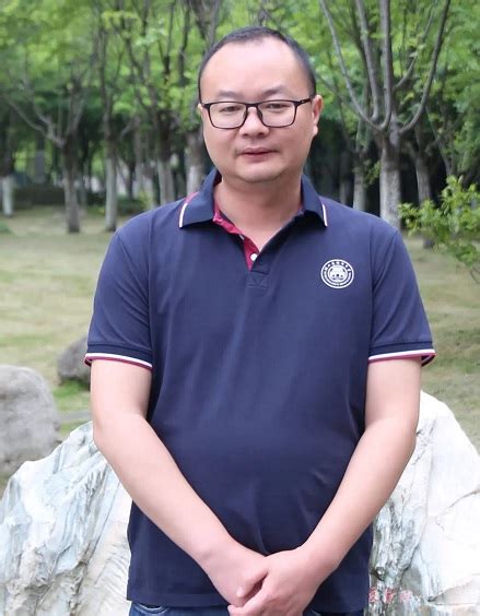 湖北省荆州中学