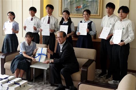 「核廃絶の思い 世界と共有」 スイスのnpt準備委に派遣 高校生8人 広島市長に抱負語る 中国新聞ヒロシマ平和メディアセンター