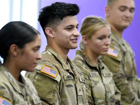 Army Rotc Contracting Ceremony Gcu News