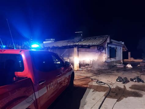 Incendiata La Villetta Di Un Chirurgo A Pezza Filippa