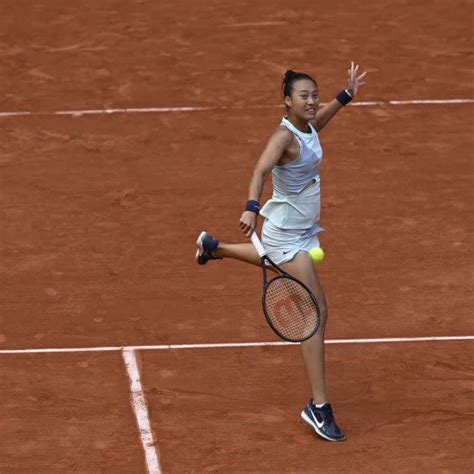 法網》32連勝追上本世紀第3長紀錄！ 球后絲薇泰克三盤險勝鄭欽文晉8強