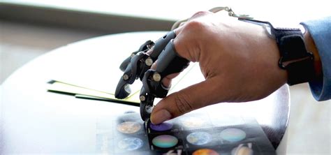 Naked Prosthetics Encourages Amputees To Regain Function With 3d