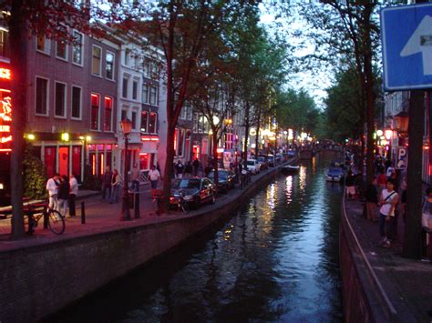 List Of Red Light Districts Wikipedia