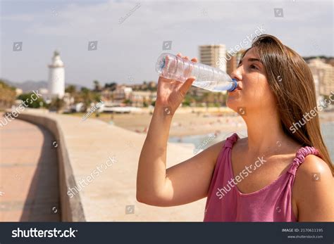 Very Hot Girl 6 491 Images Photos Et Images Vectorielles De Stock