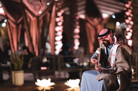 تألق المواهب الفنية السعودية في ليالي الدرعية منصة متميزة مجلة هي