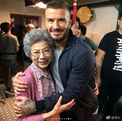 打破次元壁！贝克汉姆现身澳门 与龙婆罗兰合影 360娱乐，你开心就好