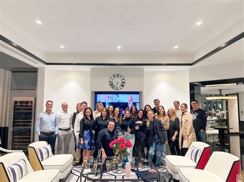 Ellie Malouf On Linkedin Ahoyclub Yachtcharter Yachtsales Team
