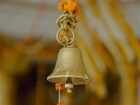 Ghaziabad Hanuman Temple Ban On Torn Jeans Half Pants And Short