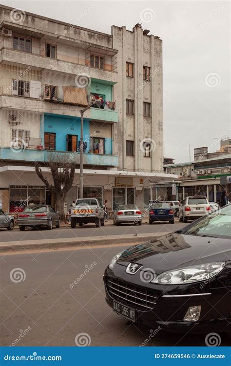 Juxtaposition Of Wealth And Poverty In Residential Area Of Maputo