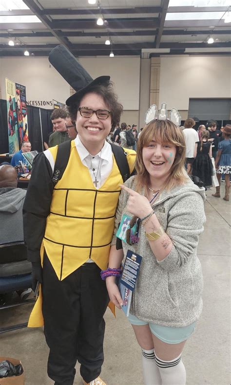 Look Who I Met At Comic Con Yesterdayyyy Rgravityfalls