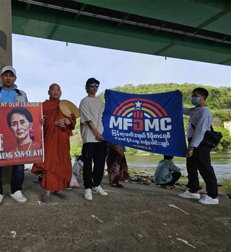 တောင်ကိုရီးယားနိုင်ငံ၊ ဒယ်ဂူးမြို့နှင့် ဂူမိမြို့များတွင် စစ်အာဏာသိမ်းမှုအလိုမရှိ ဆန့်ကျင်ဆန္ဒပ