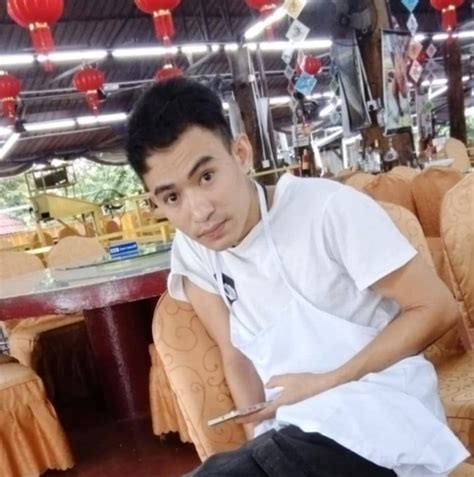 အဘဲာ အဘာဲ Is With Aye Mon And 13 Others By အဘဲာ အဘာဲ