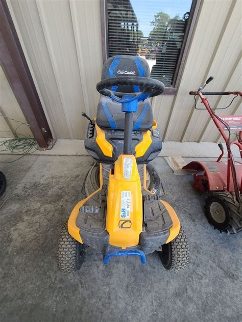 2022 Cub Cadet Cc30e Zero Turn Mower For Sale In Joplin Missouri