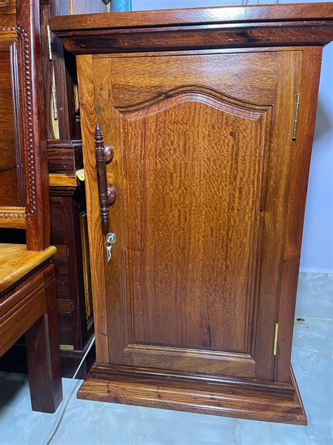 ទូដាក់សំភារះ លំដាប់ក្រឡា លក់គ្រឿងសង្ហារឹម