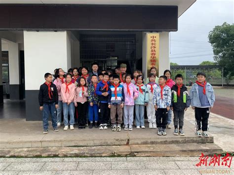 长沙县茶业小学开展“五老进校园”活动腾讯新闻