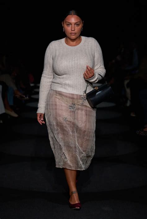 Naked Skirts Are On The Ramp The Wardrobe In 2024 The Lab Mag