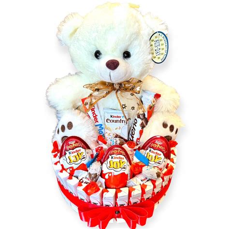 Tort ze słodyczy Kinder miś maskotka Zestaw prezentowy Urodziny syna