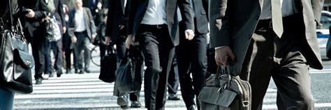 在宅介護に必要な費用は10年間で1000万円 日本人全員が向き合わなければならない「ビジネスケアラー」問題の“リアルな実情