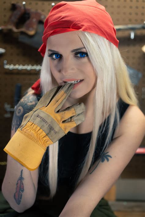ᑕ ᑐ Shanny Winry 2024