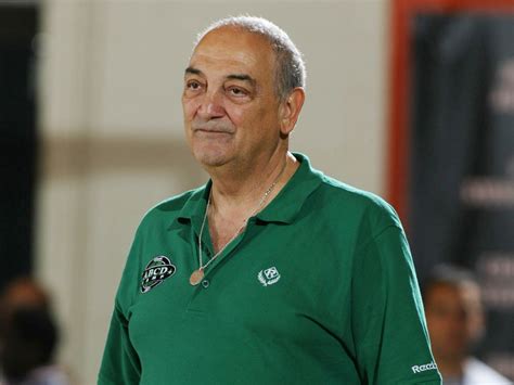 All About Sonny Vaccaro The Former Sports Exec Who Signed Michael Jordan To Nike