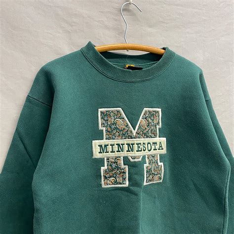 Large 1990s Minnesota Embroidered Forest Green Heavyweight Crewneck