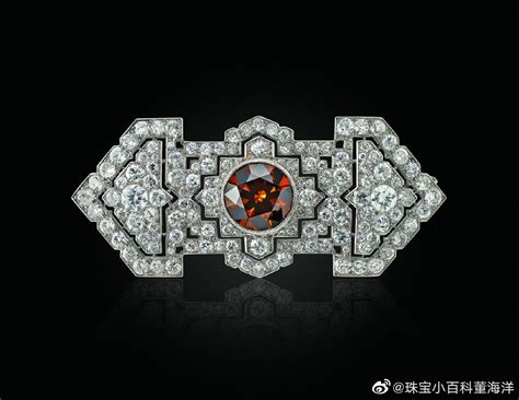对称，强迫症患者的福音，引起舒适。